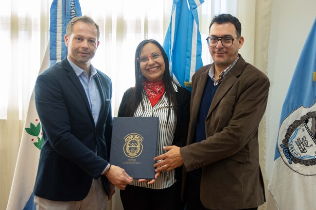 La Fábrica de Medicamentos de la UNLaR producirá por primera vez en 15 años